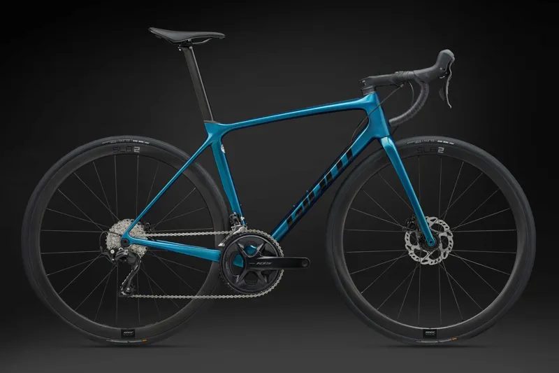 Giant TCR Advanced Pro Disc 2 Performance Road Bike in Sea Sparkle